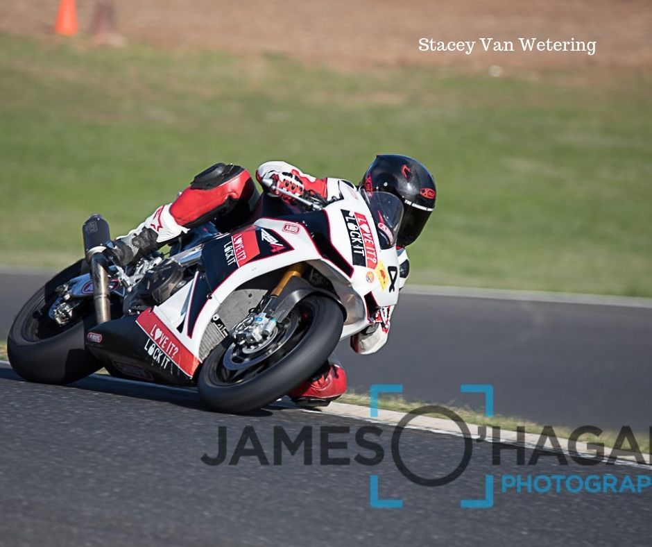 Ladies Take Off at Preston Bracket Racing Round 2 | Motorcycling Victoria